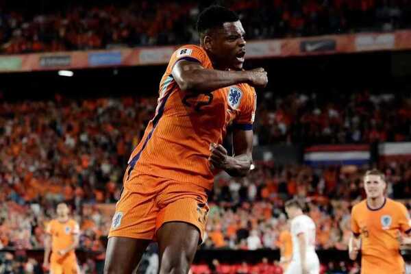 Estatísticas e Escalações Holanda 1-1 Polônia :: Eliminatórias Copa do ...