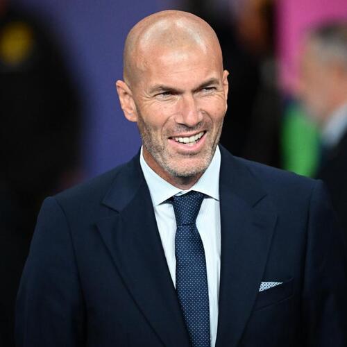 Zidane: «Vou continuar no Real Madrid»